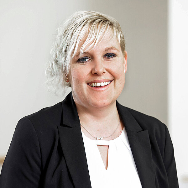 Kontakt mit dem Erasmus-Alberus-Haus aufnehmen